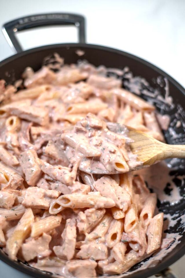 Easy Chicken Bacon Ranch Pasta Recipe - Contentedness Cooking