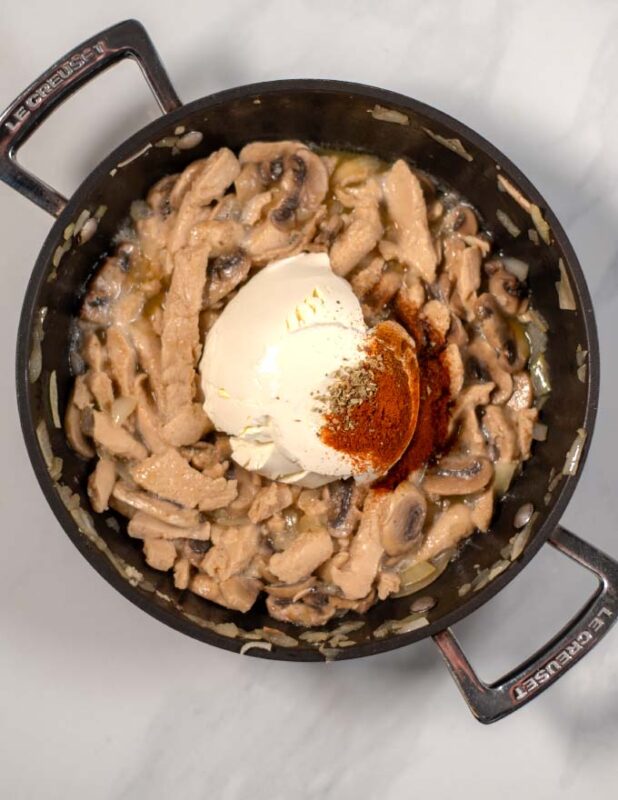 Easy Chicken Crema Recipe with Mushroom Sauce - Contentedness Cooking