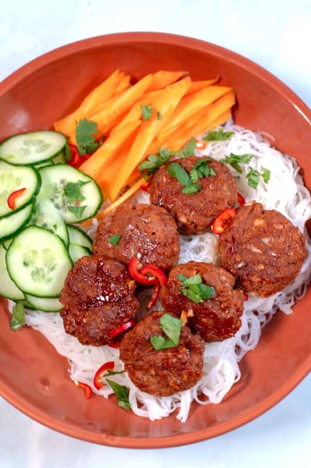 Easy Vietnamese Meatballs Recipe - Contentedness Cooking
