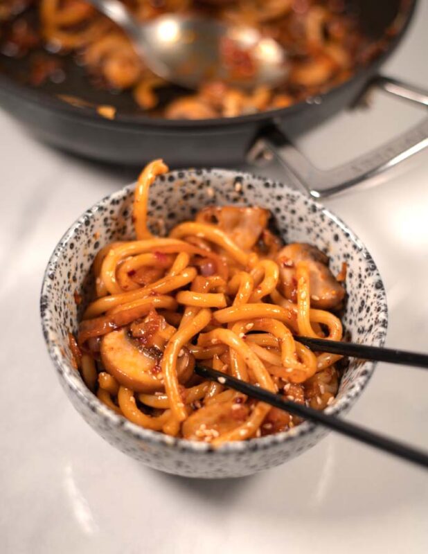Simple Udon Noodles - Contentedness Cooking